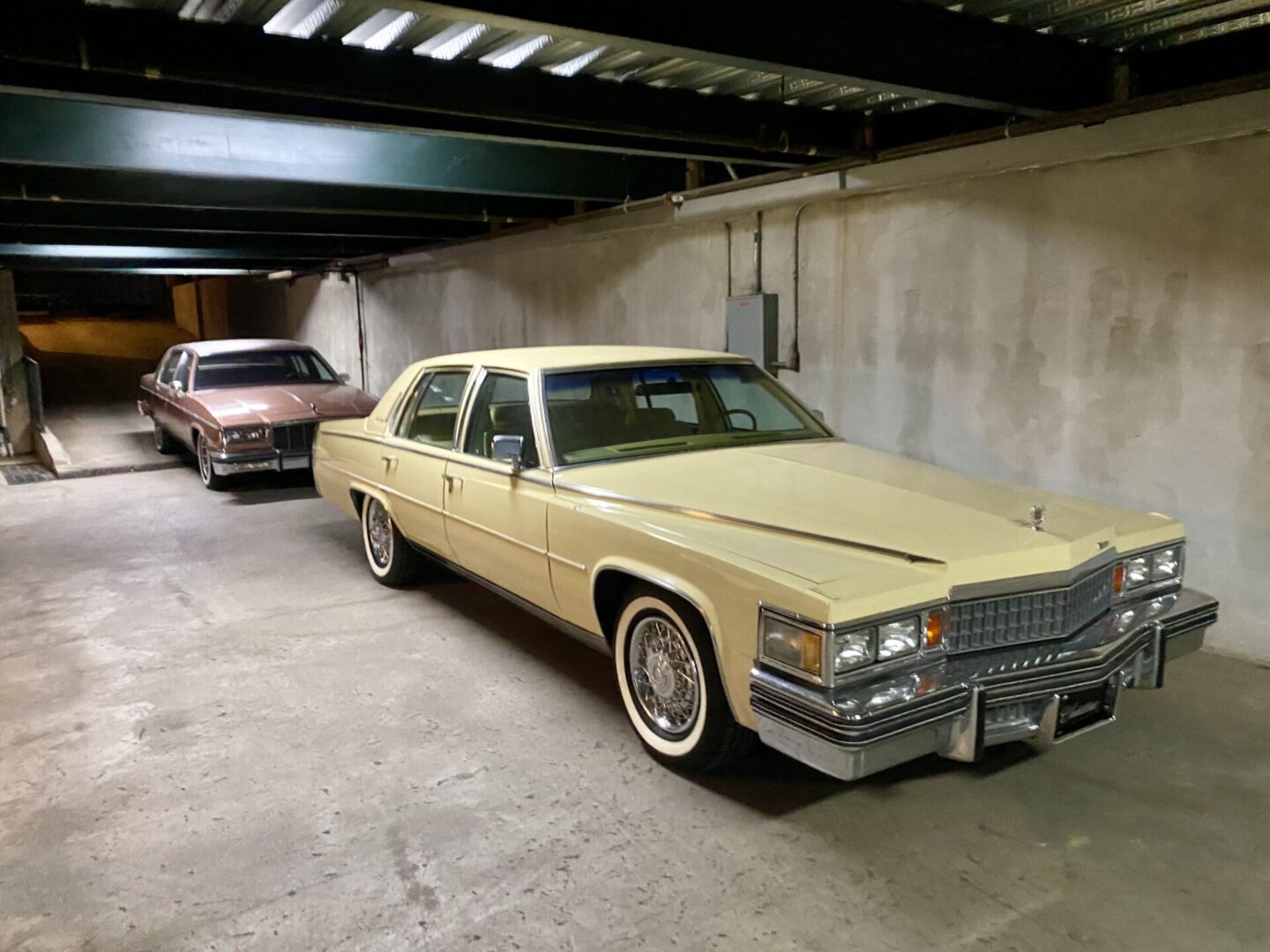 78 Fleetwood - https://jimhaileyclassiccars.com